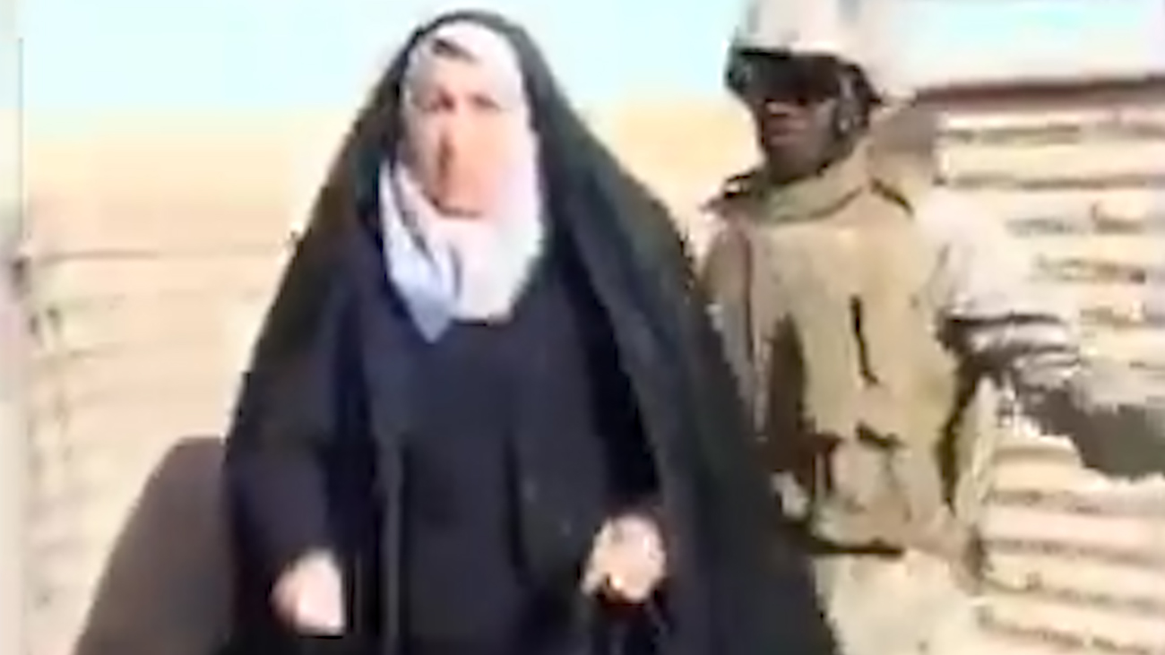 فیلم دستمالی بدن زن چادری در بازرسی یک مامور جنجالی شد نیوزین